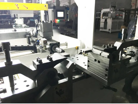 Automatic Car Radiator Clinching Machine For Crimping Automotive ...