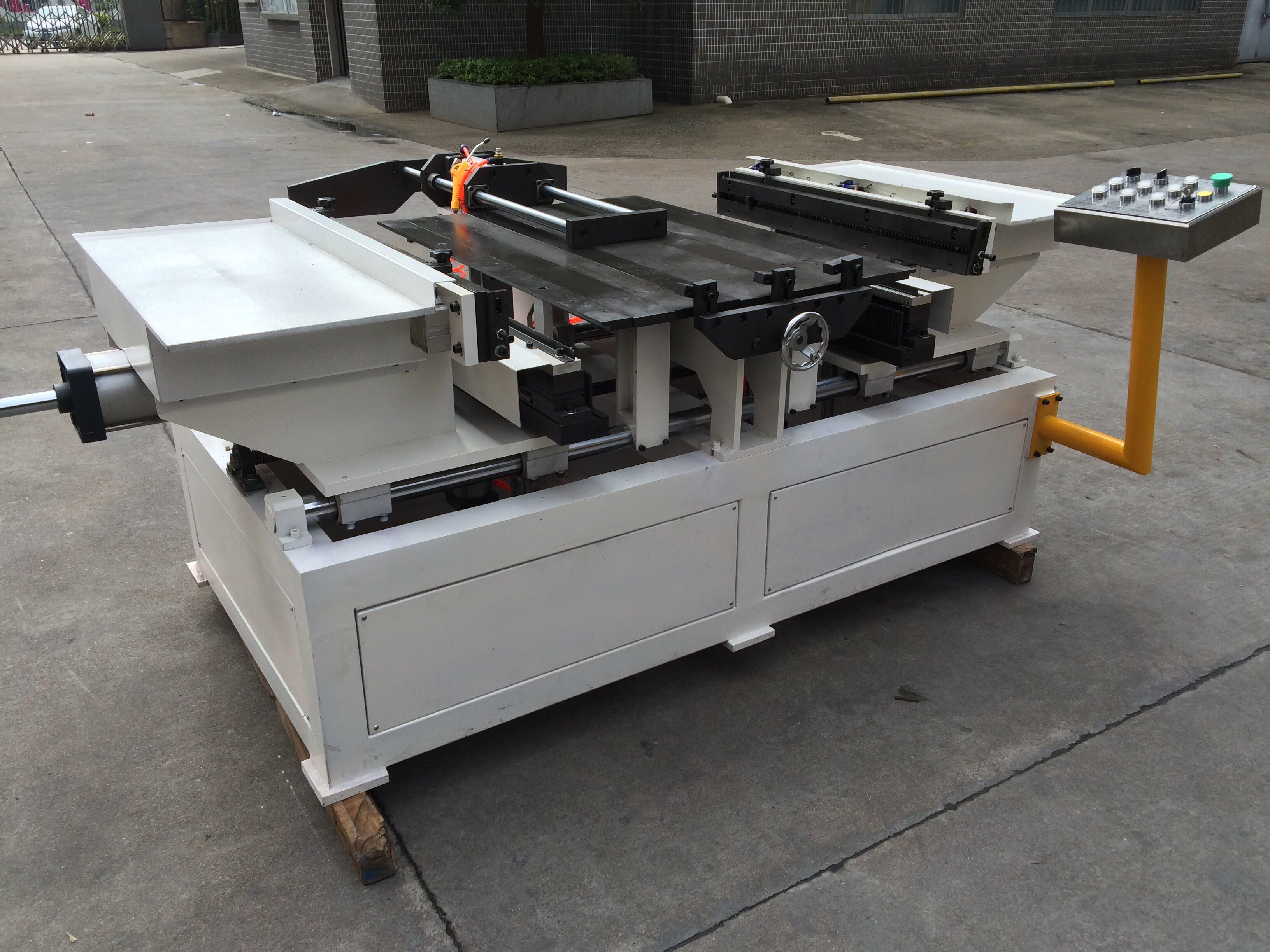 Servo Pneumatic Radiator Core Builder Machine , Core Assembly Machine