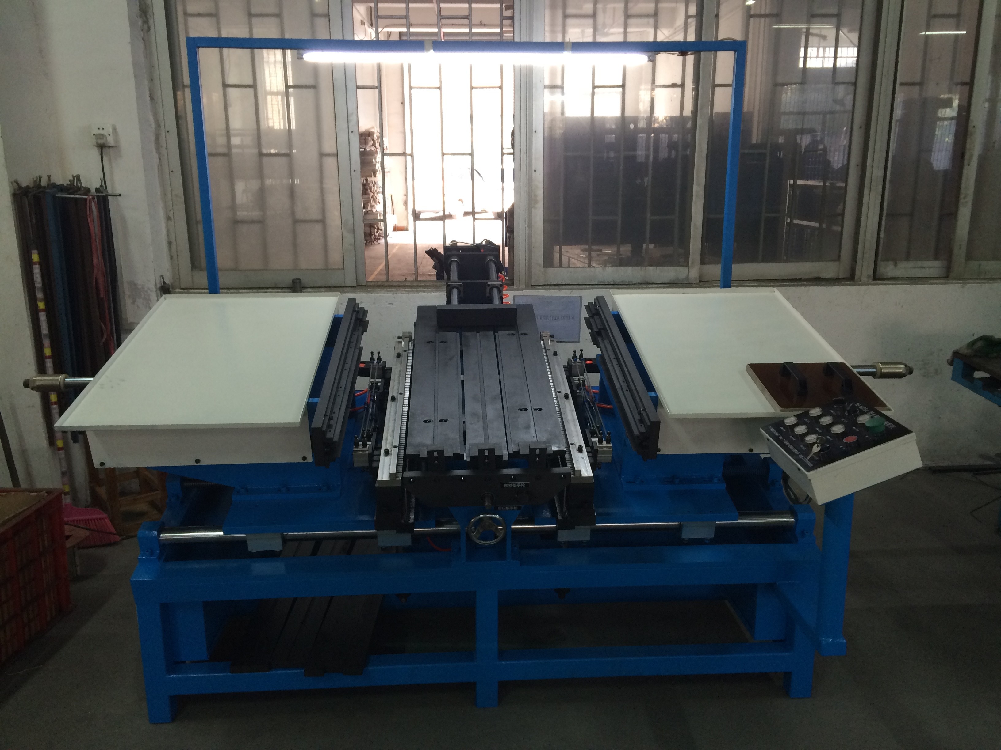 Servo Pneumatic Radiator Core Builder Machine , Core Assembly Machine