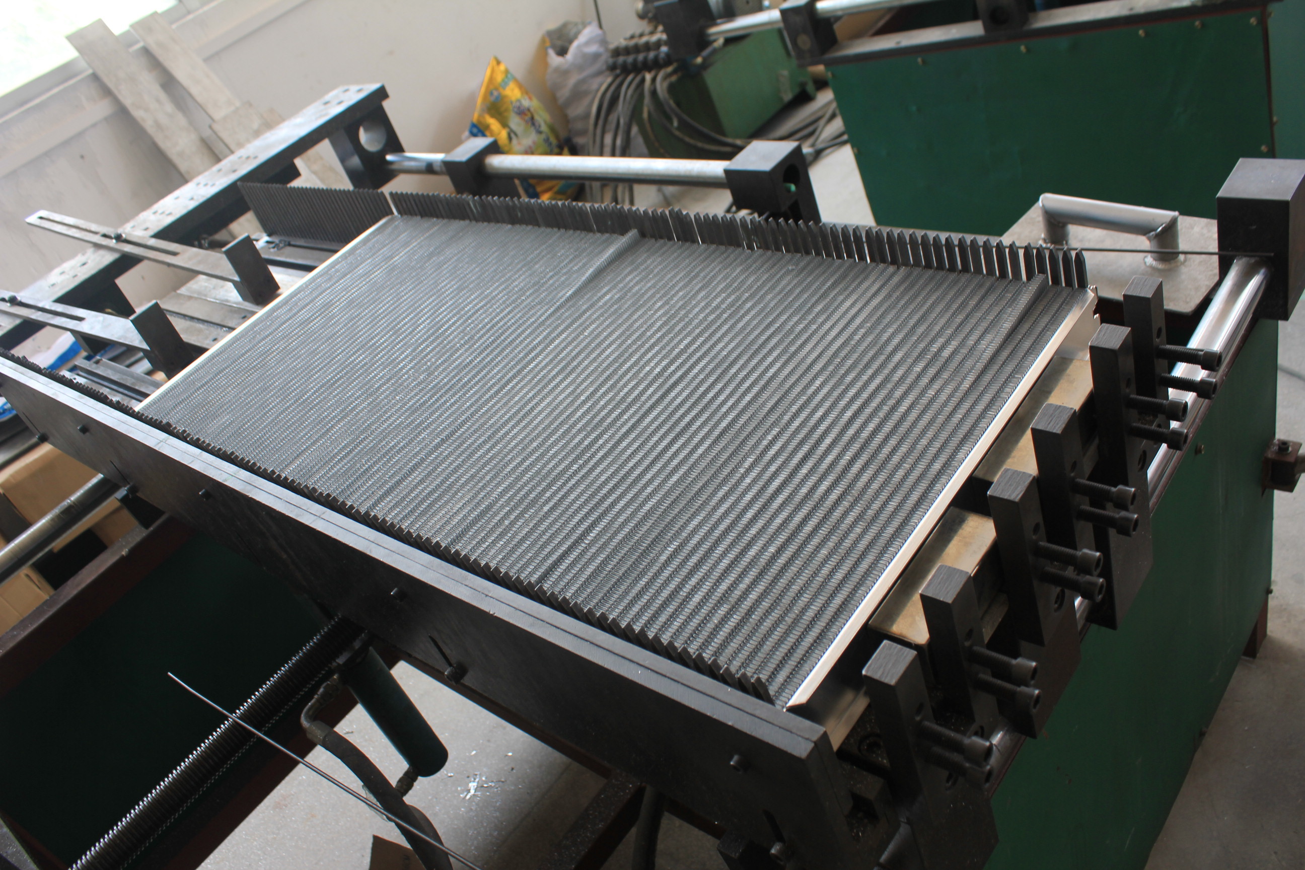 Single Double Rows Intercooler Radiator Core Assembly Machine And ...