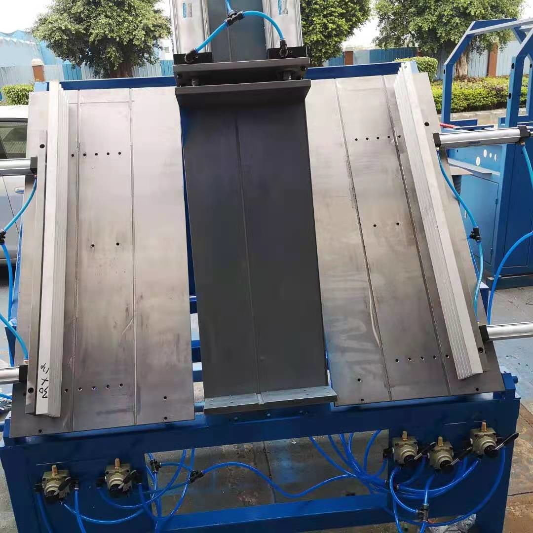 Vertical Type 6 Rows Core Assembly Machine Maximum Size 1200*1000mm