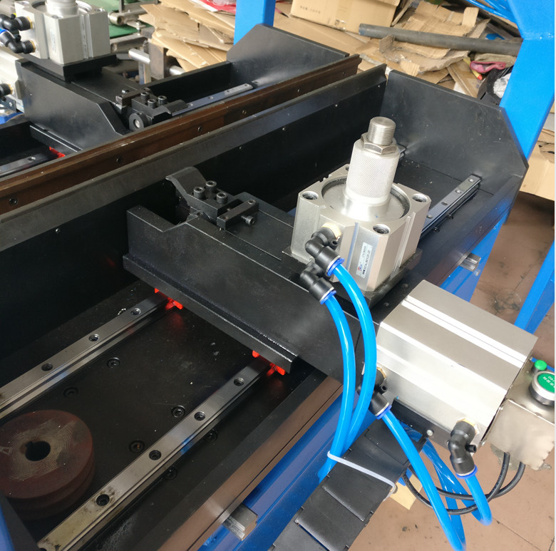 Auto Radiator Plastic Tank Clinching Crimping Machine Core Size 1000mm ...